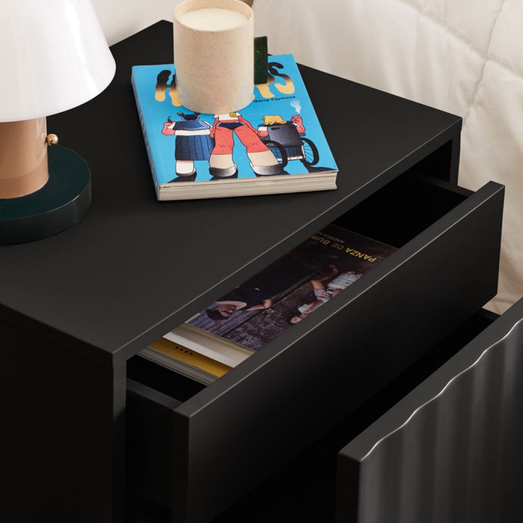 Mesita de noche Sierra 2C - Möbler