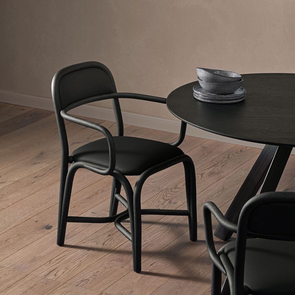 Silla Fontal con brazos - Möbler