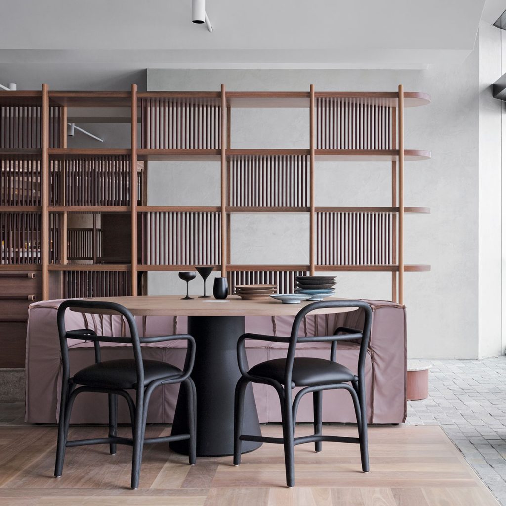 Silla Fontal con brazos - Möbler