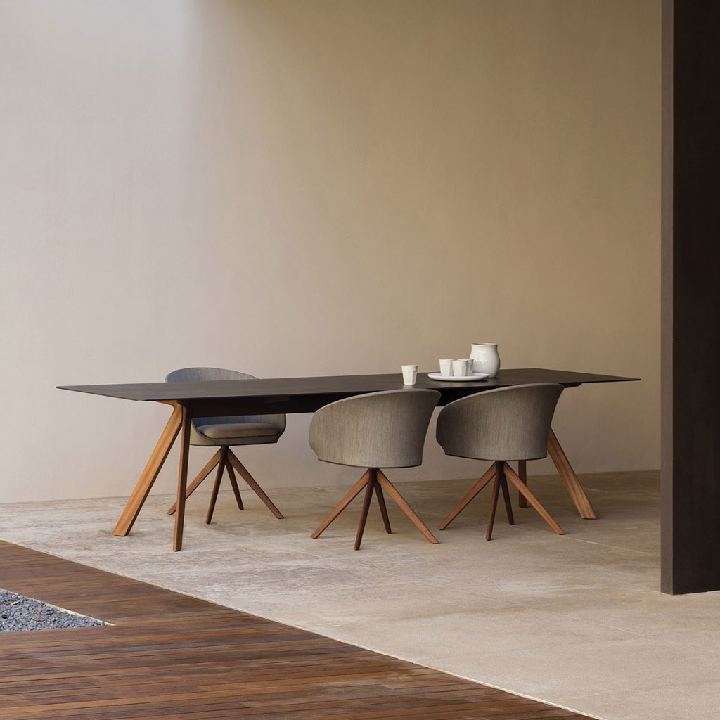 Mesa Atrivm rectangular exterior - Möbler